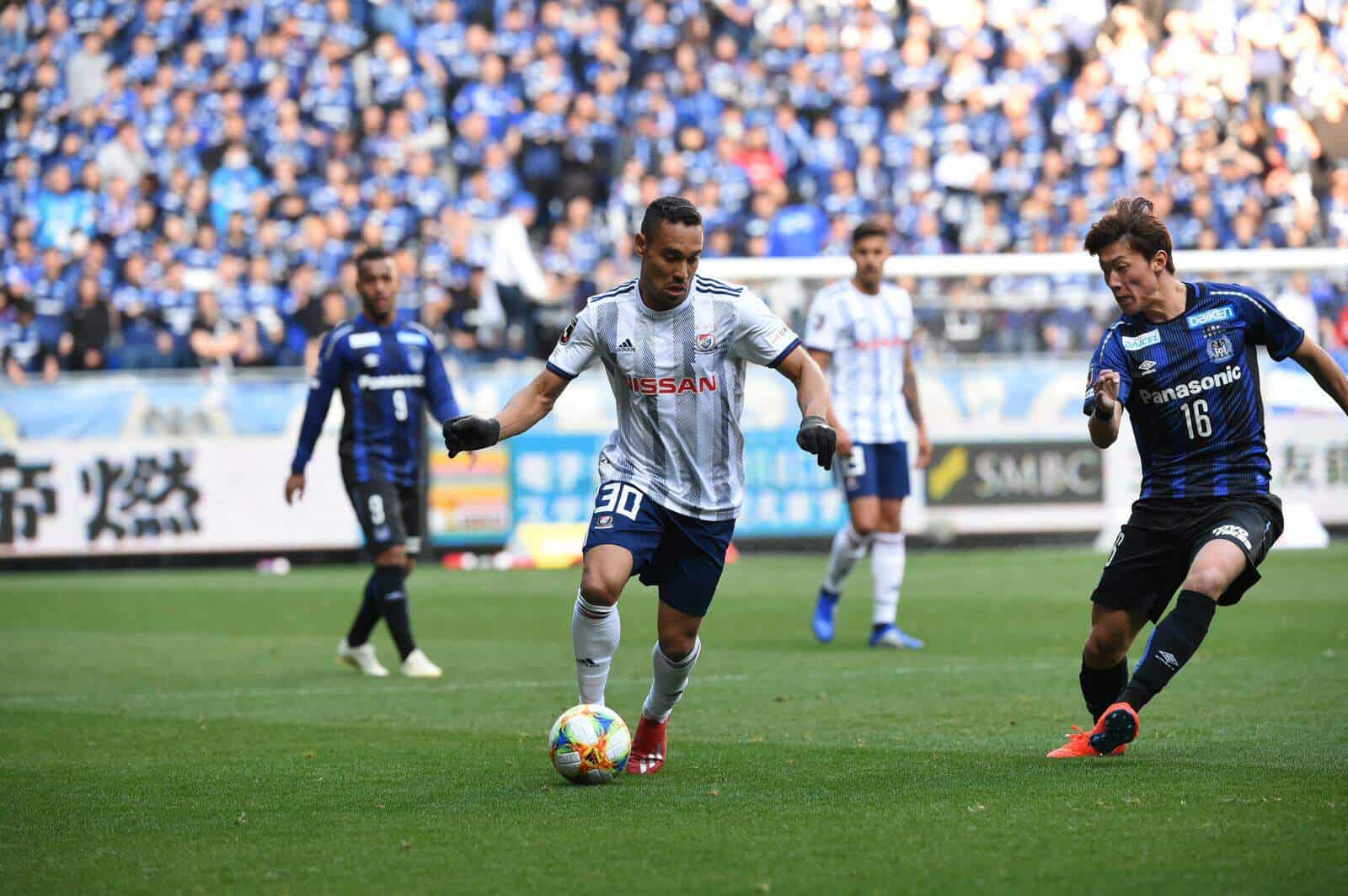 Goleador no atual campeão japonês, atacante Edigar Junio mira o ...